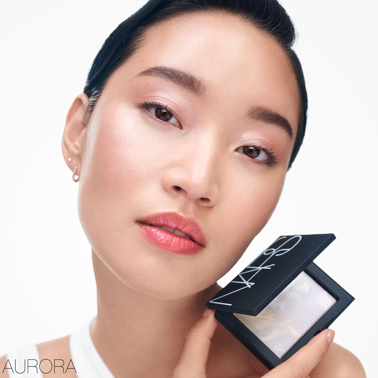 LIGHT REFLECTING™ PRISMATIC POWDER - PRESSED | NARS Cosmetics